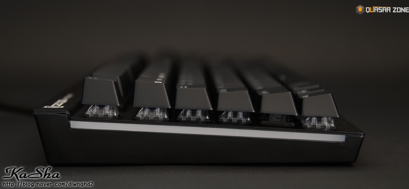 COX CK700 라이트닝 카일 광축 기계식 게이밍 키보드 ( 완전 방수, 한영 이중사출, 블랙 ) > 유저 칼럼 | 퀘이사존