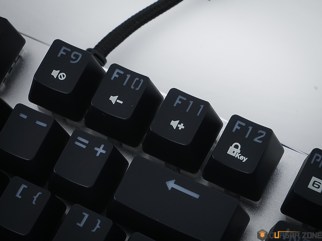 COX CK400 교체축 알루미늄 기계식 레인보우 LED : 게이밍 키보드 > 퀘이사 칼럼 | 퀘이사존