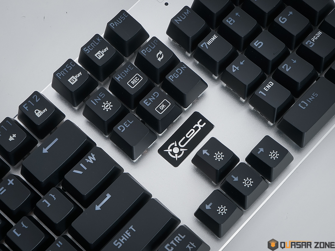 COX CK400 교체축 알루미늄 기계식 레인보우 LED : 게이밍 키보드 > 퀘이사 칼럼 | 퀘이사존