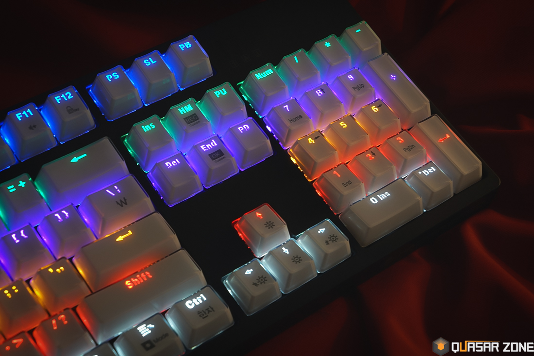 ABKO Hacker K8700 카일 광축 완전방수 크리스탈 키캡 : 키보드 > 퀘이사 칼럼 | 퀘이사존