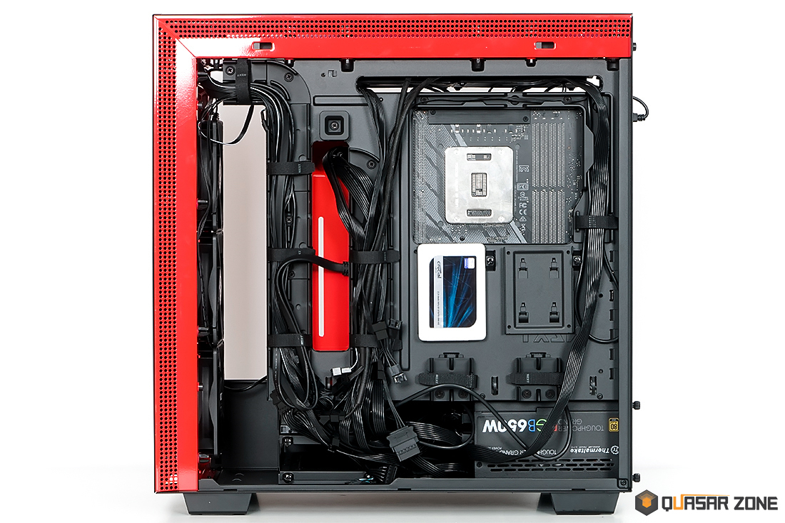NZXT H700i Black Red BRAVOTEC > 퀘이사 칼럼 | 퀘이사존