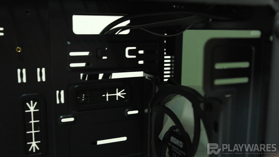 ABKO SUITMASTER 513G 이지스 RGB 컨트롤 2면 강화유리 with HALO > 유저 칼럼 | 퀘이사존