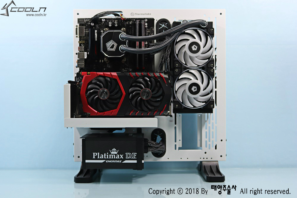 오픈형 튜닝의 끝판왕~! 써멀테이크 Core P3 SE Snow Edition - Mid Tower Chassis 사용기 ...