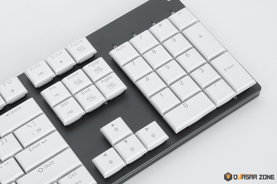 마이크로닉스 MANIC K940 RGB 초슬림 기계식 카일 초콜릿축 > 퀘이사 칼럼 | 퀘이사존