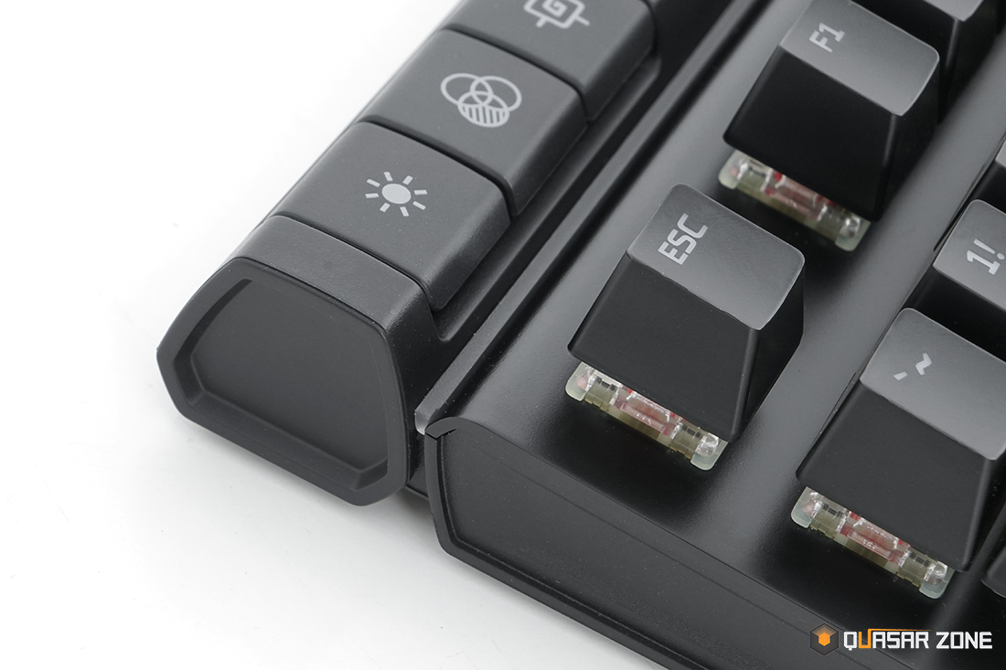 킹스톤 HyperX Alloy Elite RGB 키보드 > 퀘이사 칼럼 | 퀘이사존