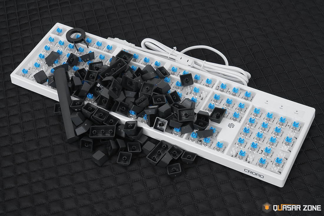 웨이코스 씽크웨이 CROAD C604 체리미엄 PBT 측각 게이밍 키보드 / CROAD X04 PBT 측각 104키 키캡 ...