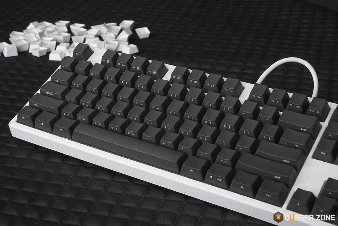 웨이코스 씽크웨이 CROAD C604 체리미엄 PBT 측각 게이밍 키보드 / CROAD X04 PBT 측각 104키 키캡 ...