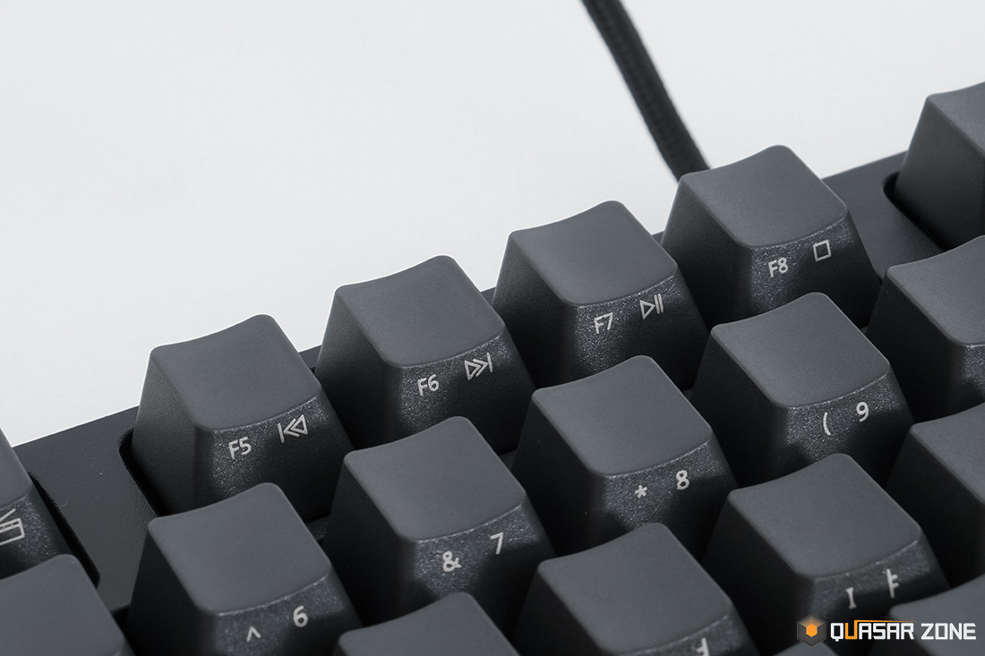 웨이코스 씽크웨이 CROAD C604 체리미엄 PBT 측각 게이밍 키보드 / CROAD X04 PBT 측각 104키 키캡 ...