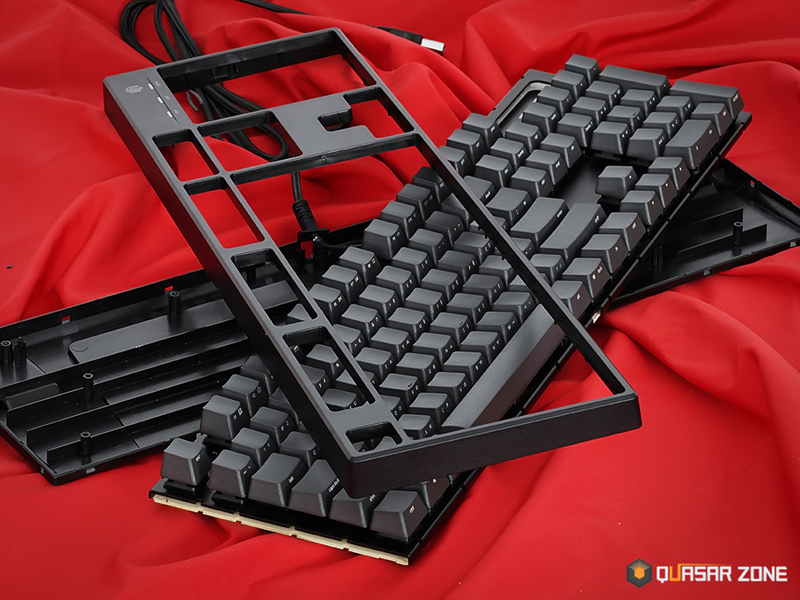 웨이코스 씽크웨이 CROAD C604 체리미엄 PBT 측각 게이밍 키보드 / CROAD X04 PBT 측각 104키 키캡 ...