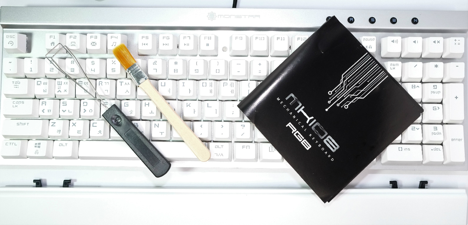 몬스타 데빌스킬 MK108RGB 흑축 기계식 키보드 상세 리뷰 > 유저 칼럼 | 퀘이사존