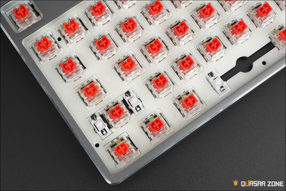 THiNKWAY CROAD BK620 TURN 유무선 블루투스 기계식 키보드 > 퀘이사 칼럼 | 퀘이사존