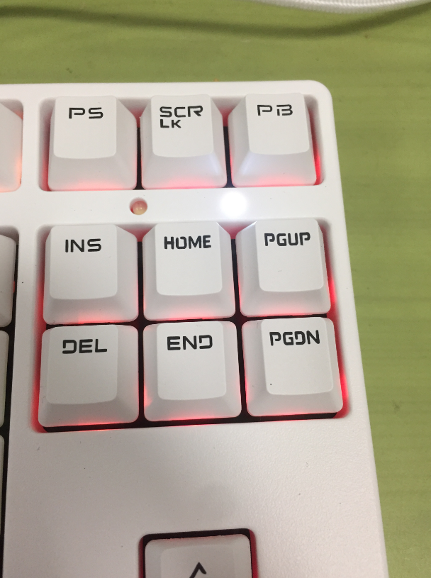 아콘 NEW AK87 RGB 후기 > 키보드/마우스 | 퀘이사존