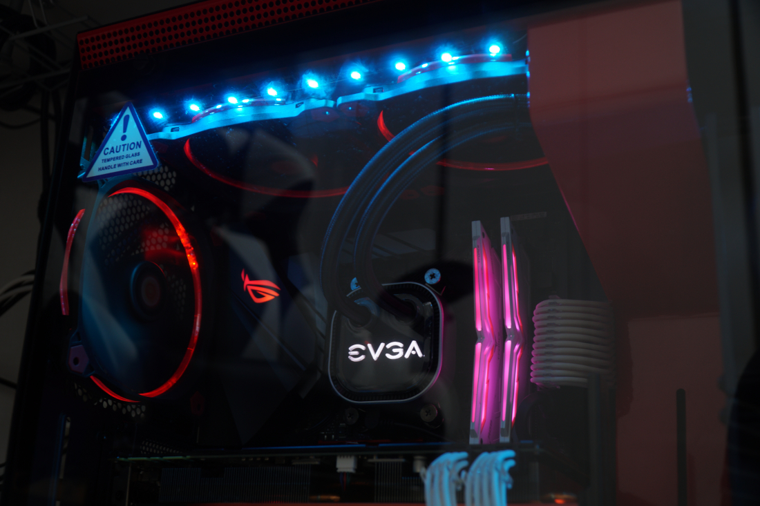 NZXT H700i Black RED 입양했습니다 > 하드웨어갤러리 | 퀘이사존