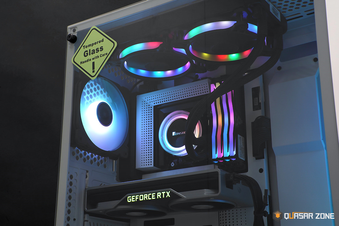 전면부 전체가 에어홀로 시원하게! BRAVOTEC SWORD S830 RGB 타이탄 글래스 > 퀘이사 칼럼 | 퀘이사존