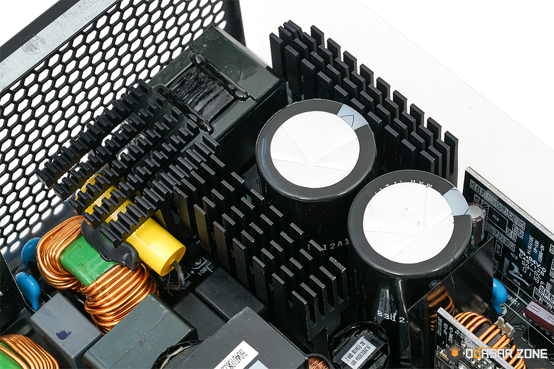 마이크로닉스 ASTRO Platinum 1200W 풀모듈러 > 퀘이사 칼럼 | 퀘이사존