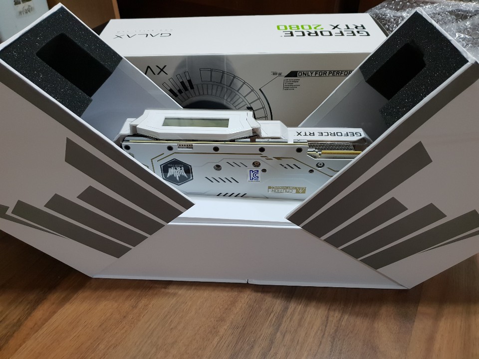 갤럭시 rtx2080 hof 장착했어용! > 그래픽카드 | 퀘이사존
