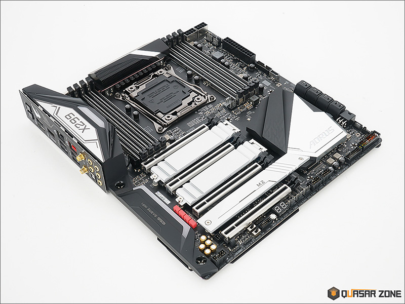 GIGABYTE X299 AORUS MASTER 제이씨현 > 리포트 | 퀘이사존