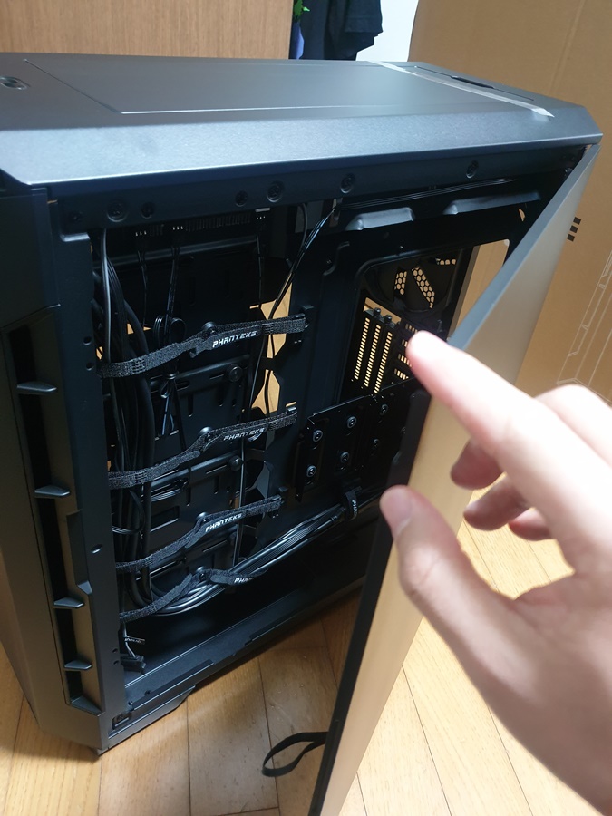 P600S BK 케이스 지름~!! > 하드웨어갤러리 | 퀘이사존