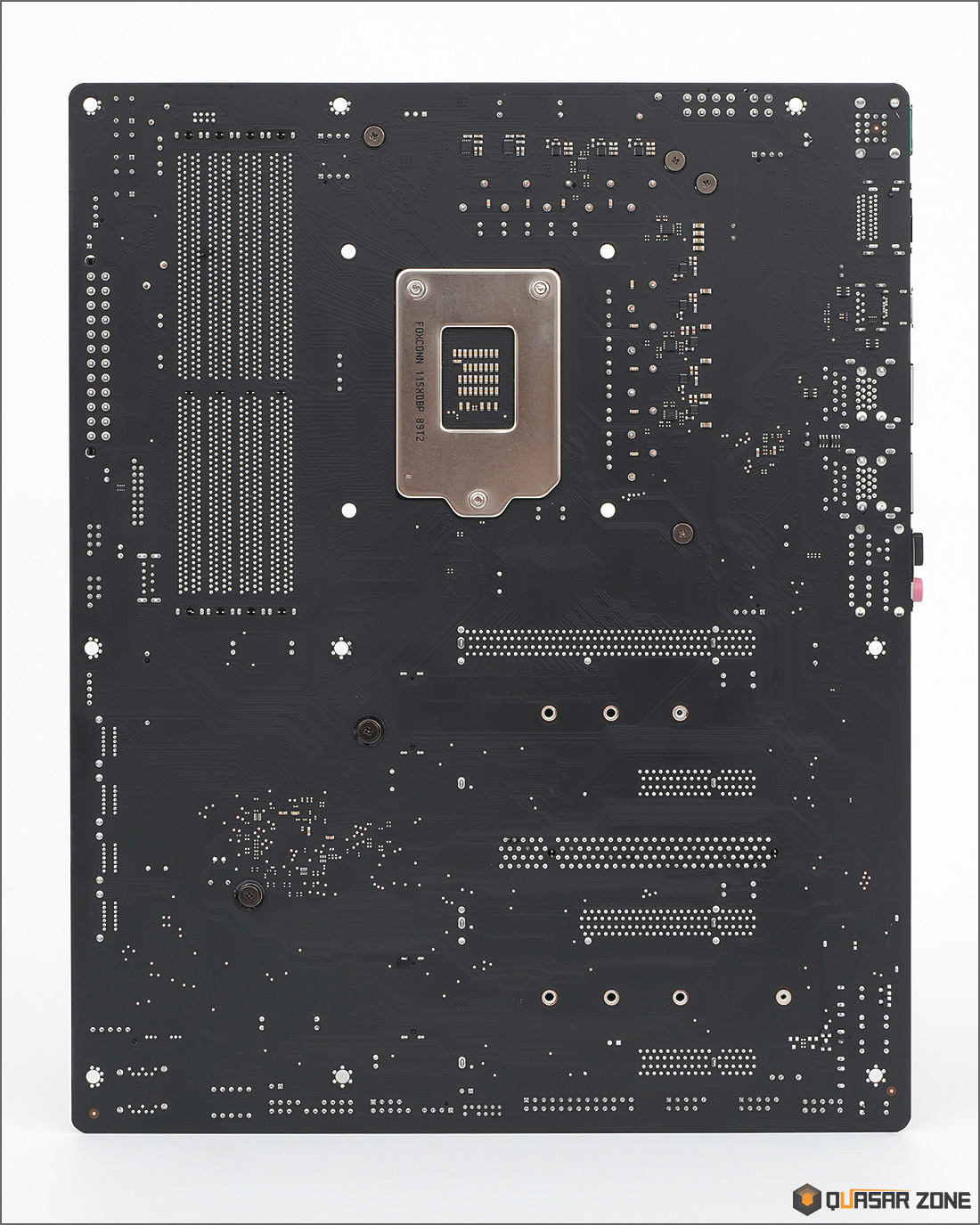GIGABYTE C246-WU4 제이씨현 > 리포트 | 퀘이사존