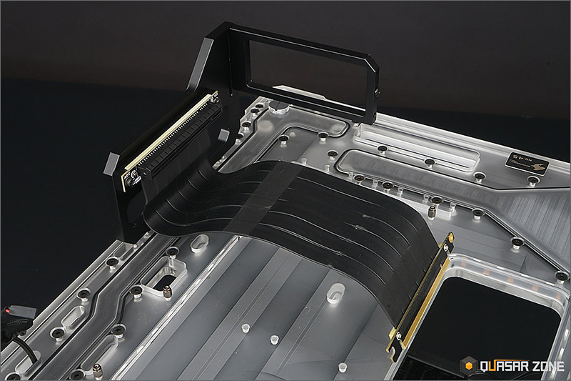 Barrowch Rhopilema 수로판 케이스 > 퀘이사 칼럼 | 퀘이사존