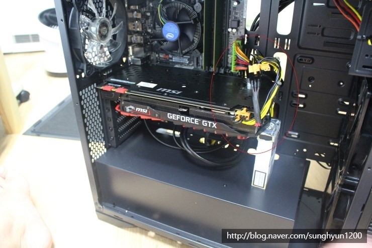 3rsys L900 케이스 튜닝해서 올려봐요.~ > IT/하드웨어 갤러리 | 퀘이사존 QUASARZONE