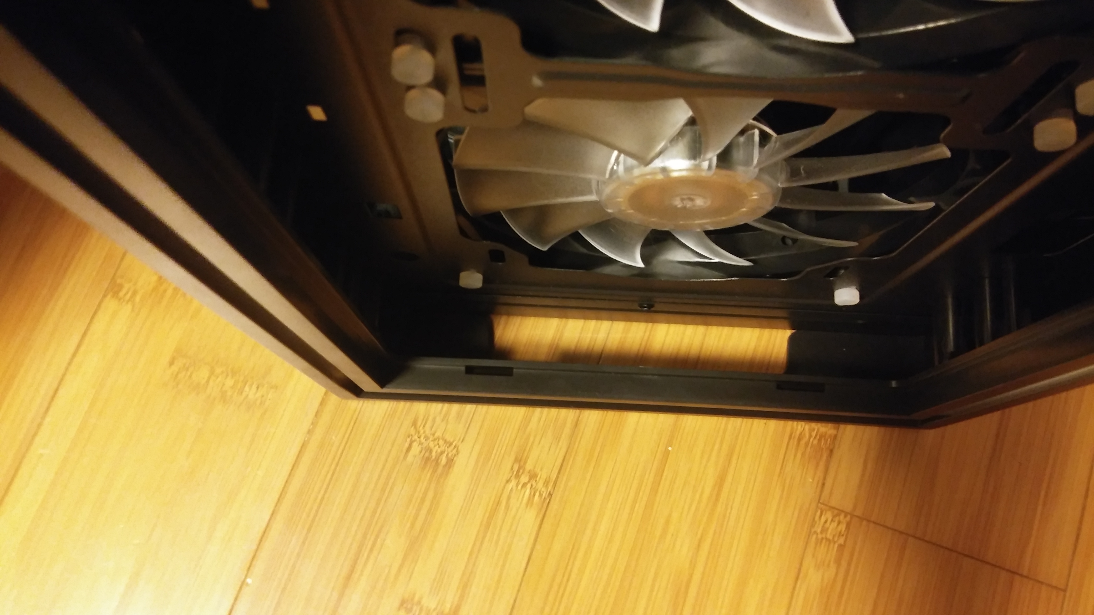 3r sys 먼지유입(특히 애완동물키우시는분!) > 케이스 | 퀘이사존 QUASARZONE