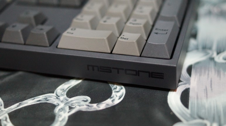 기계식 키보드의 새로운 기준. mStone Groove F SF 풀배열키보드. > 유저 칼럼 | 퀘이사존