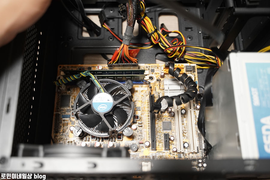 PC케이스추천 3RSYS(쓰리알시스) R-BO - 에누리 쇼핑지식 리뷰