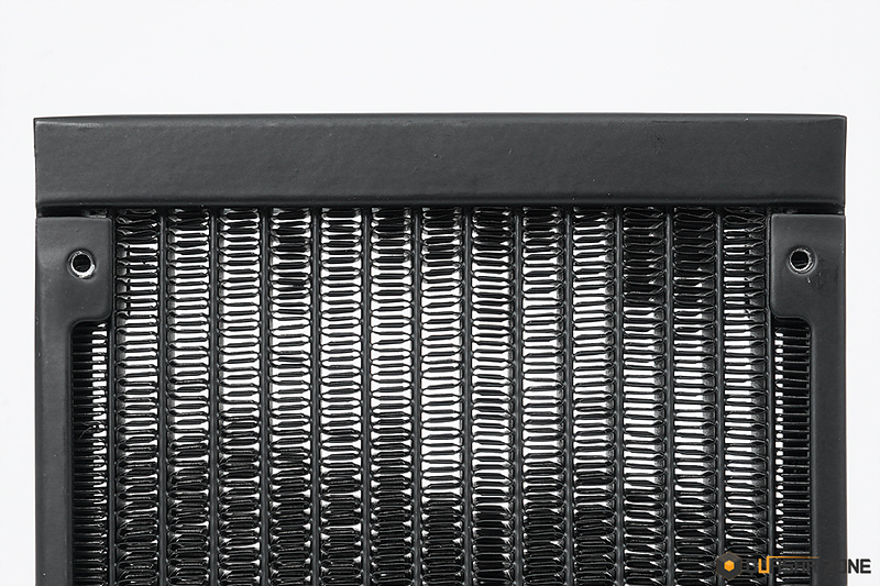 정말 이 가격이 맞나요?! 이엠텍 REDBIT MIRACLE 240 > 퀘이사 칼럼 | 퀘이사존