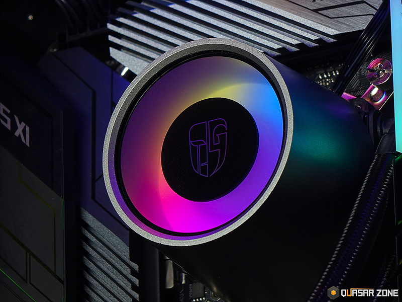 우뚝 솟은 펌프 유닛이 돋보이는 DEEPCOOL CASTLE 360 RGB V2 > 퀘이사 칼럼 | 퀘이사존