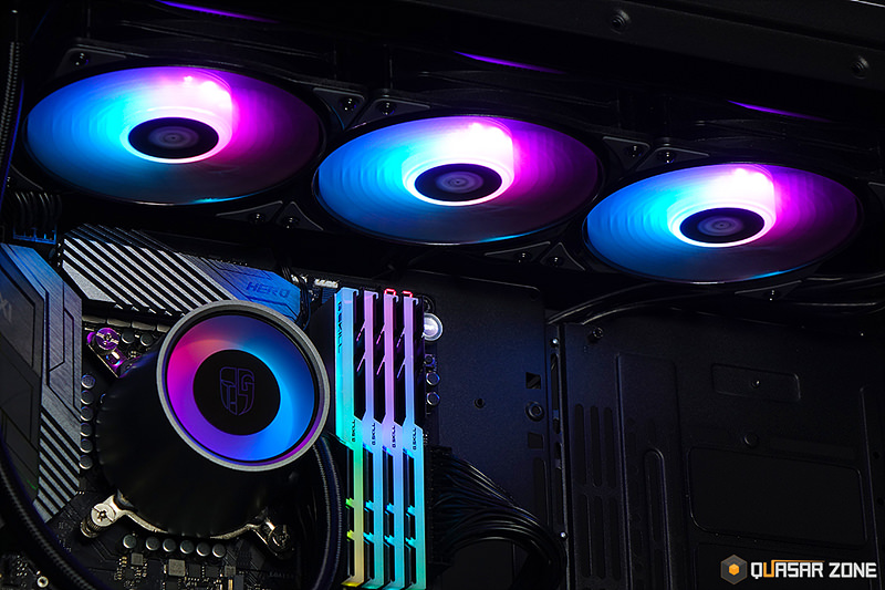 우뚝 솟은 펌프 유닛이 돋보이는 DEEPCOOL CASTLE 360 RGB V2 > 퀘이사 칼럼 | 퀘이사존