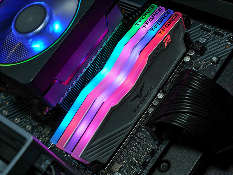 팀그룹을 대표하는 RGB 메모리, TeamGroup T-Force DDR4 32G PC4-25600 CL16 DELTA RGB ...